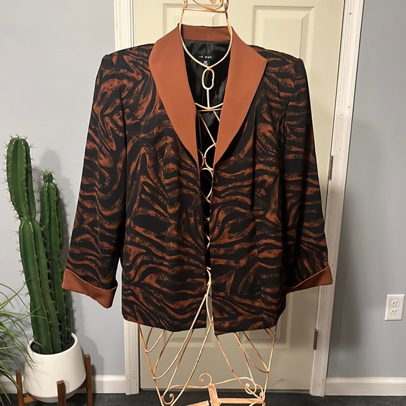 Jackets & Coats | Two Tone Tiger Open Blazer | Poshmark